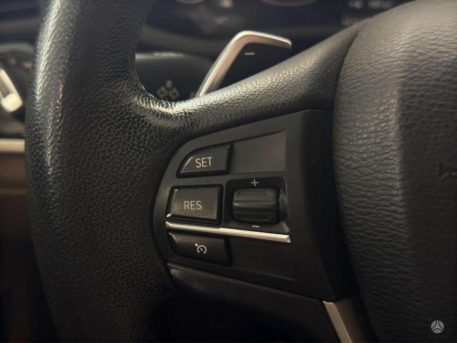 Brown BMW X4 2015 in Kaunas, with an engine capacity of 2.00 L and mileage of 260 thousand km for 16799 €, photo 19 on AUTOMOTO.COM.LV