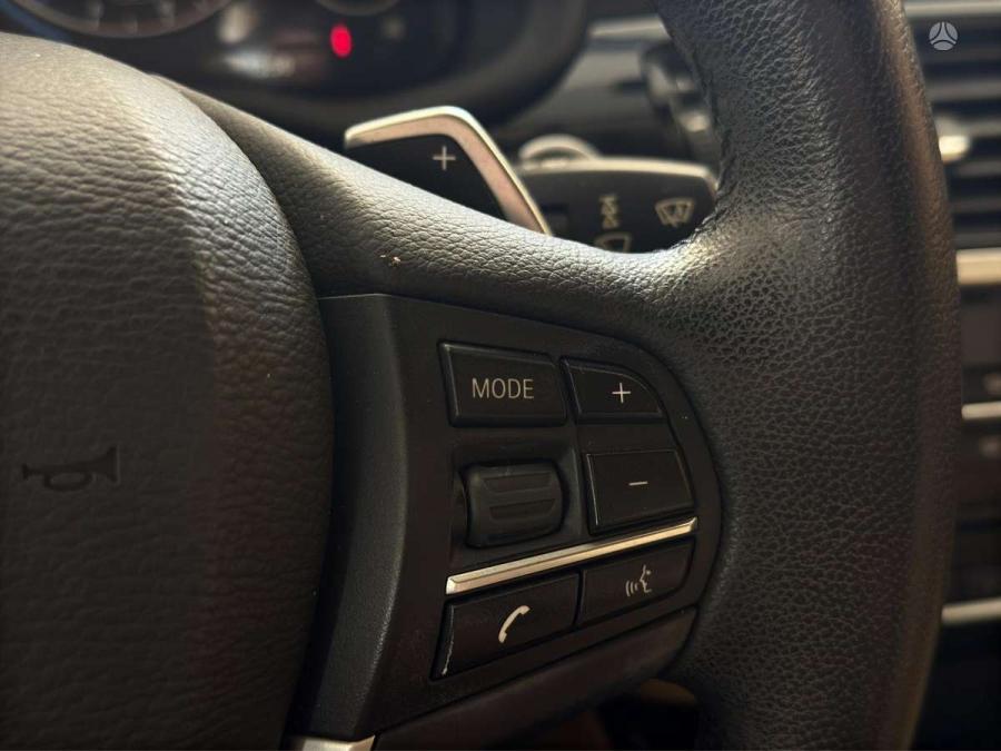 Brown BMW X4 2015 in Kaunas, with an engine capacity of 2.00 L and mileage of 260 thousand km for 16799 €, photo 20 on AUTOMOTO.COM.LV