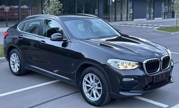 БМВ Х4 2019 в Утена на AUTOMOTO.COM.LV Коричневый БМВ Х4 2019 в Утена, объемом двигателя 2.00 л и пробегом 228 тыс. км за 22500 €, фото 3 на AUTOMOTO.COM.LV