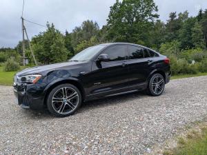 BMW X4 2016 in Mazeikiai, with an engine capacity of 2.00 L and mileage of 161 thousand km for 12500 €, photo  on AUTOMOTO.COM.LV