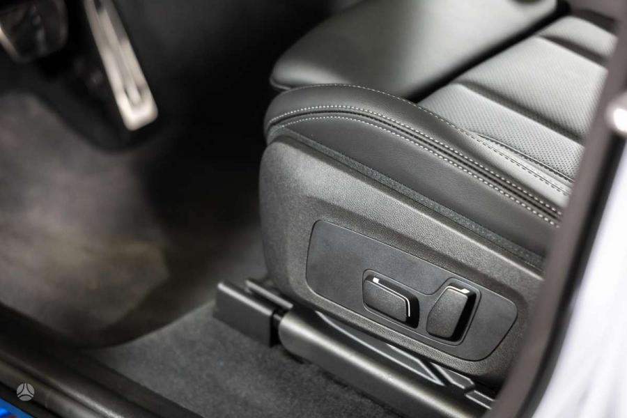 BMW X4 2026 in Vilnius, with an engine capacity of 2.00 L and mileage of 12 thousand km for 54492 €, photo 26 on AUTOMOTO.COM.LV