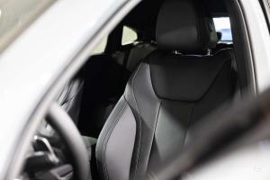 BMW X4 2026 in Vilnius, with an engine capacity of 2.00 L and mileage of 12 thousand km for 54492 €, photo 28 on AUTOMOTO.COM.LV