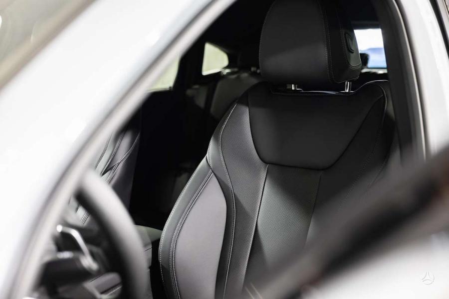 BMW X4 2026 in Vilnius, with an engine capacity of 2.00 L and mileage of 12 thousand km for 54492 €, photo 28 on AUTOMOTO.COM.LV