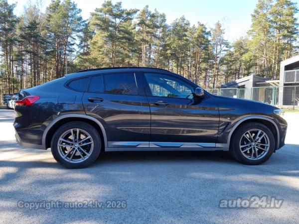 Grey BMW X4 2020 in Tallinn, with an engine capacity of 2.00 L and mileage of 58 thousand km for 41900 €, photo 2 on AUTOMOTO.COM.LV