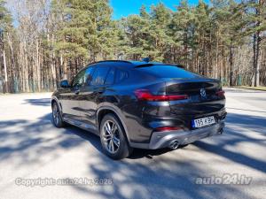 Grey BMW X4 2020 in Tallinn, with an engine capacity of 2.00 L and mileage of 58 thousand km for 41900 €, photo 4 on AUTOMOTO.COM.LV