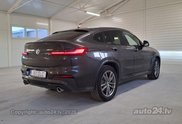 Grey BMW X4 2021 in Tallinn, with an engine capacity of 2.00 L and mileage of 63 thousand km for 39500 €, photo 4 on AUTOMOTO.COM.LV