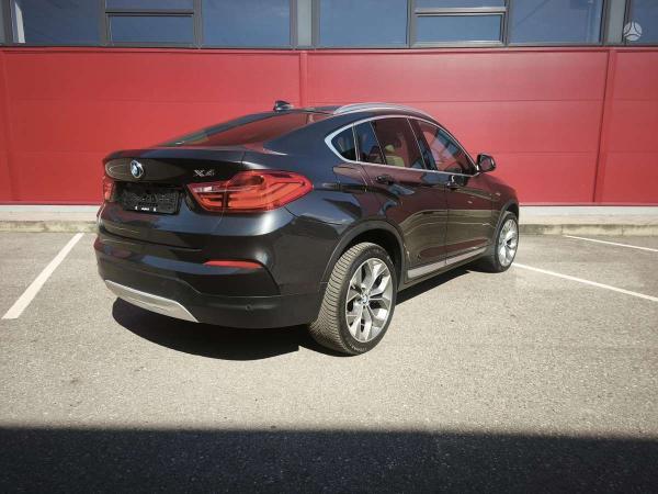Grey BMW X4 2014 in Kaunas, with an engine capacity of 2.00 L and mileage of 209 thousand km for 15750 €, photo 3 on AUTOMOTO.COM.LV