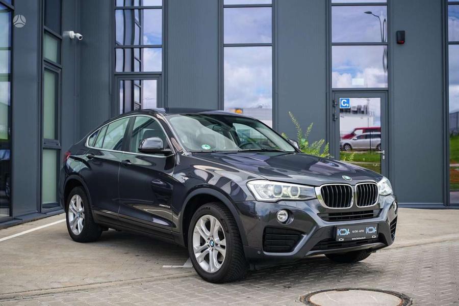 Grey BMW X4 2014 in Kaunas, with an engine capacity of 2.00 L and mileage of 351 thousand km for 12950 €, photo 1 on AUTOMOTO.COM.LV