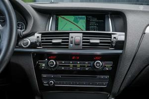 Grey BMW X4 2014 in Kaunas, with an engine capacity of 2.00 L and mileage of 351 thousand km for 12950 €, photo 21 on AUTOMOTO.COM.LV