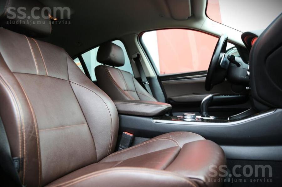 Grey BMW X4 2014 in Riga, with an engine capacity of 3.00 L and mileage of 298 thousand km for 15495 €, photo 15 on AUTOMOTO.COM.LV