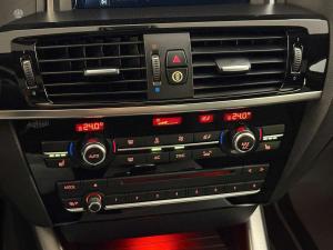 Pelēks BMW X4 2014 Marijampole, ar dzinēja tilpumu 2.99 L un nobraukumu 298 tūkst. km par 15999 €, foto 31 vietnē AUTOMOTO.COM.LV