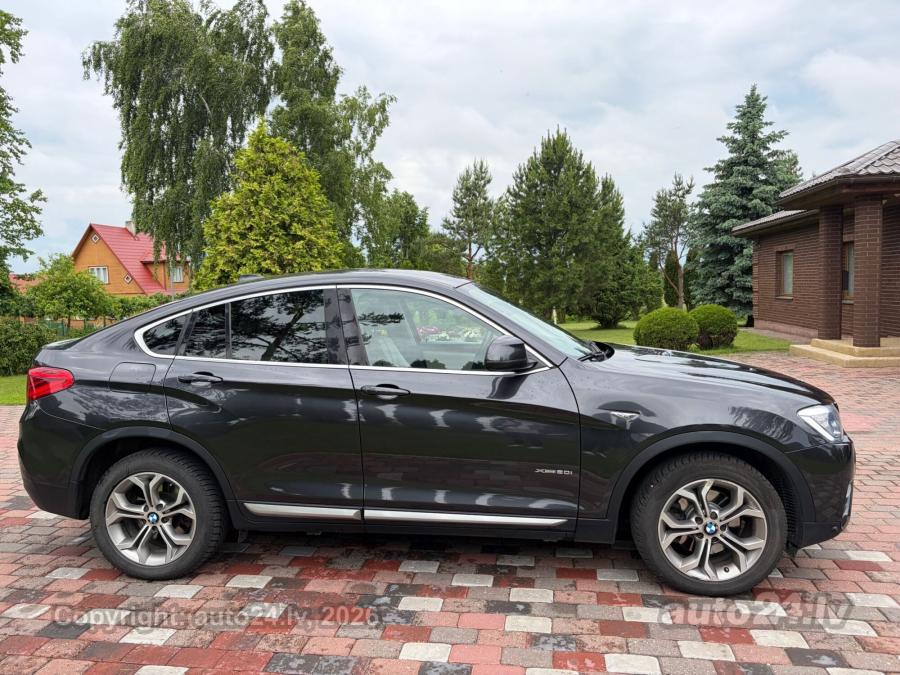 Pelēks BMW X4 2015 Veru, ar dzinēja tilpumu 2.00 L un nobraukumu 112 tūkst. km par 18000 €, foto 4 vietnē AUTOMOTO.COM.LV