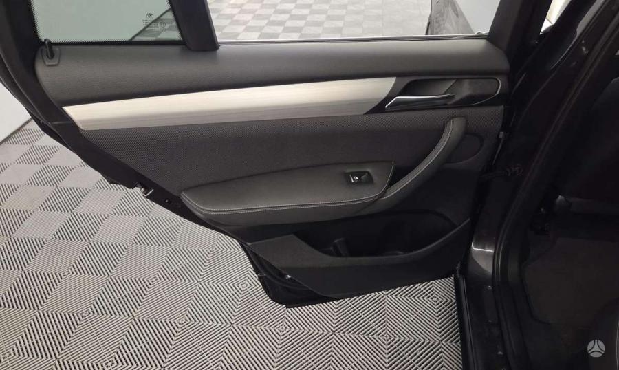 Pelēks BMW X4 2015 Marijampole, ar dzinēja tilpumu 2.00 L un nobraukumu 263 tūkst. km par 15350 €, foto 12 vietnē AUTOMOTO.COM.LV