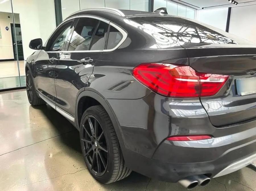 Pelēks BMW X4 2015 Jūrmala, ar dzinēja tilpumu 0.00 L un nobraukumu 237 tūkst. km par 14990 €, foto 3 vietnē AUTOMOTO.COM.LV