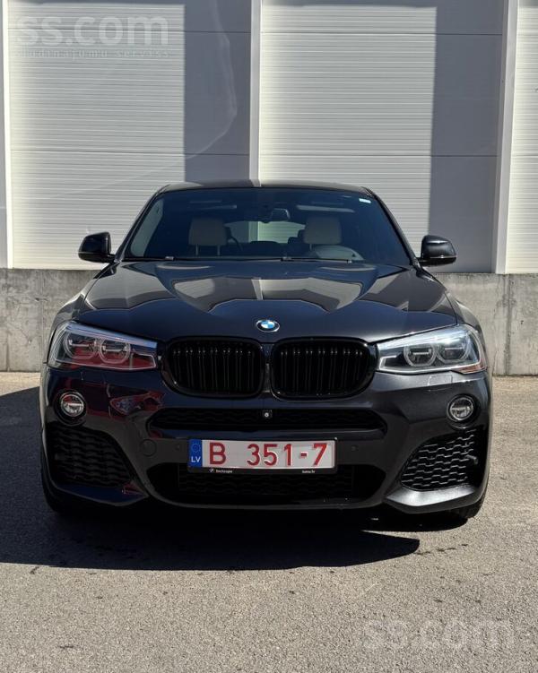 Grey BMW X4 2015 in Riga, with an engine capacity of 2.00 L and mileage of 156 thousand km for 17700 €, photo 1 on AUTOMOTO.COM.LV