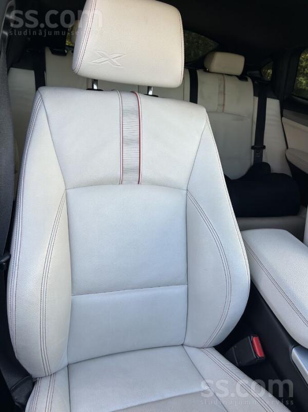 Pelēks BMW X4 2015 Liepāja, ar dzinēja tilpumu 2.00 L un nobraukumu 190 tūkst. km par 17900 €, foto 3 vietnē AUTOMOTO.COM.LV