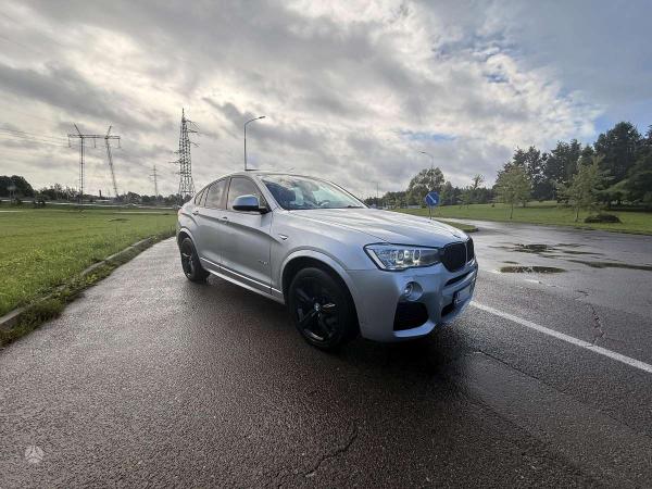 BMW X4 2015 in Siauliai on AUTOMOTO.COM.LV Grey BMW X4 2015 in Siauliai, with an engine capacity of 2.00 L and mileage of 205 thousand km for 14000 €, photo 4 on AUTOMOTO.COM.LV