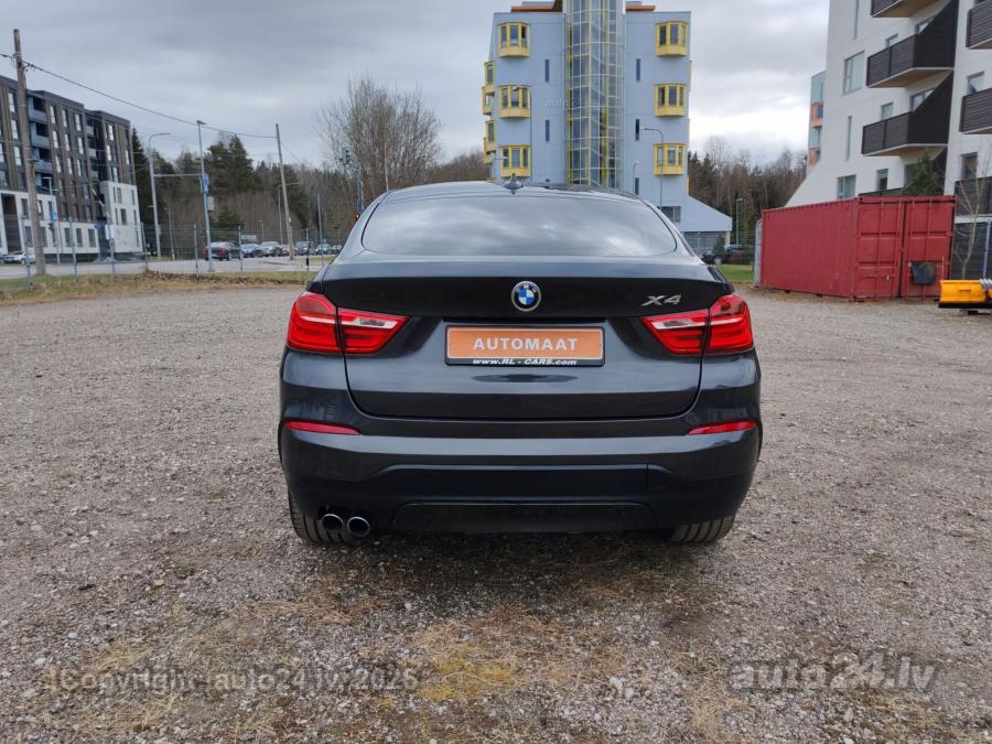 Grey BMW X4 2016 in Tallinn, with an engine capacity of 3.00 L and mileage of 200 thousand km for 17499 €, photo 5 on AUTOMOTO.COM.LV