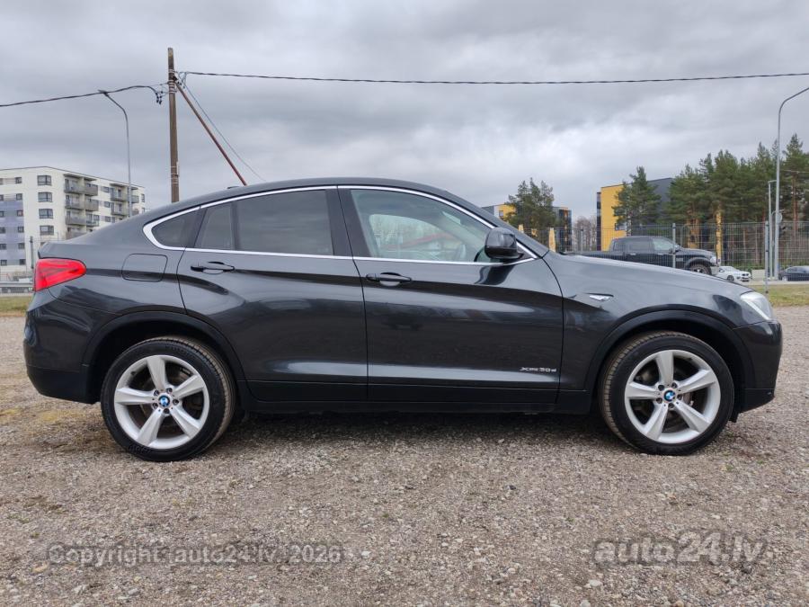 Grey BMW X4 2016 in Tallinn, with an engine capacity of 3.00 L and mileage of 200 thousand km for 17499 €, photo 8 on AUTOMOTO.COM.LV