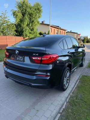 Grey BMW X4 2016 in Klaipeda, with an engine capacity of 2.98 L and mileage of 276 thousand km for 12500 €, photo 8 on AUTOMOTO.COM.LV