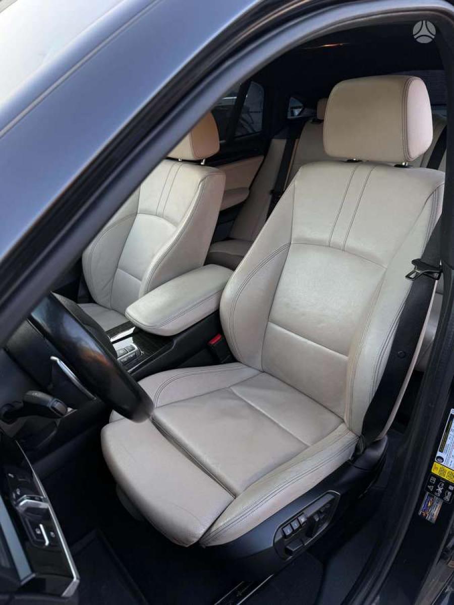 Grey BMW X4 2016 in Klaipeda, with an engine capacity of 2.98 L and mileage of 276 thousand km for 12500 €, photo 12 on AUTOMOTO.COM.LV