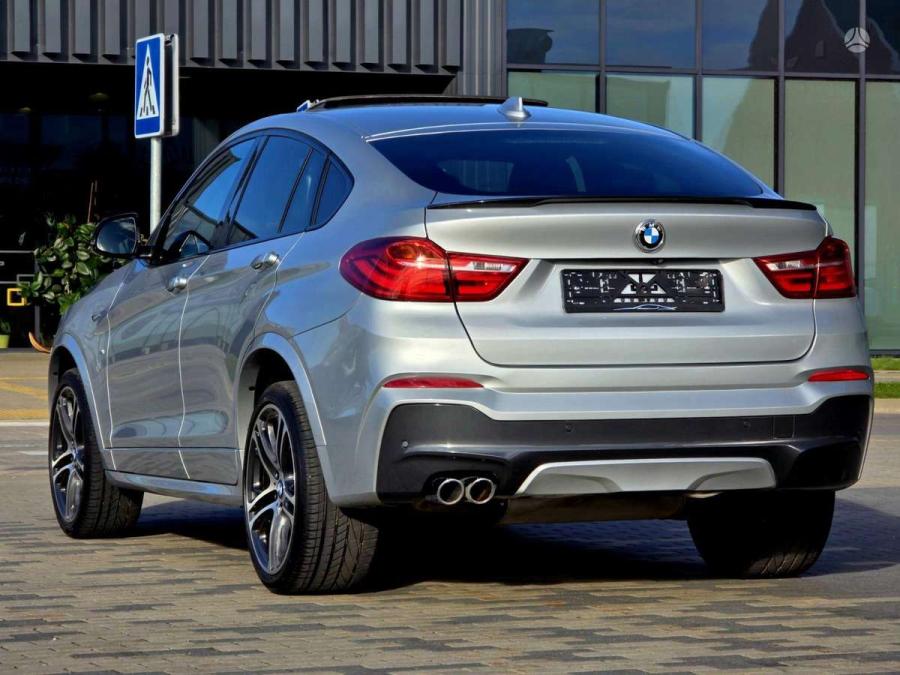 Grey BMW X4 2016 in Siauliai, with an engine capacity of 2.99 L and mileage of 300 thousand km for 15900 €, photo 15 on AUTOMOTO.COM.LV