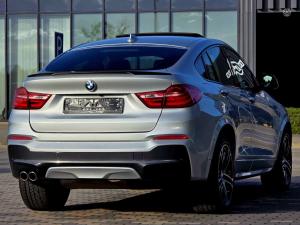 Grey BMW X4 2016 in Siauliai, with an engine capacity of 2.99 L and mileage of 300 thousand km for 15900 €, photo 16 on AUTOMOTO.COM.LV