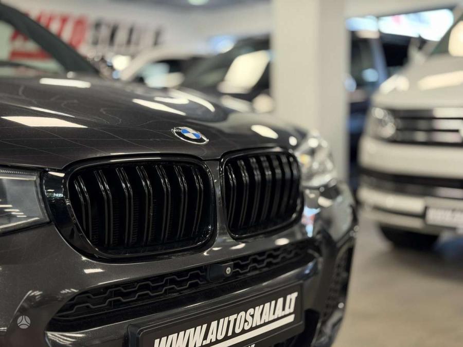 Grey BMW X4 2016 in Klaipeda, with an engine capacity of 2.99 L and mileage of 267 thousand km for 17900 €, photo 7 on AUTOMOTO.COM.LV