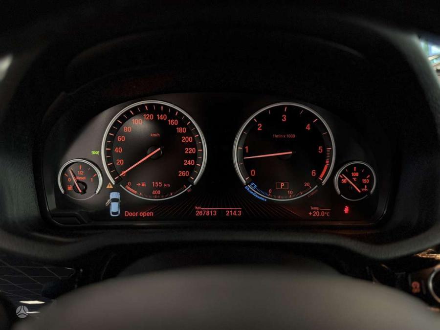 Grey BMW X4 2016 in Klaipeda, with an engine capacity of 2.99 L and mileage of 267 thousand km for 17900 €, photo 18 on AUTOMOTO.COM.LV