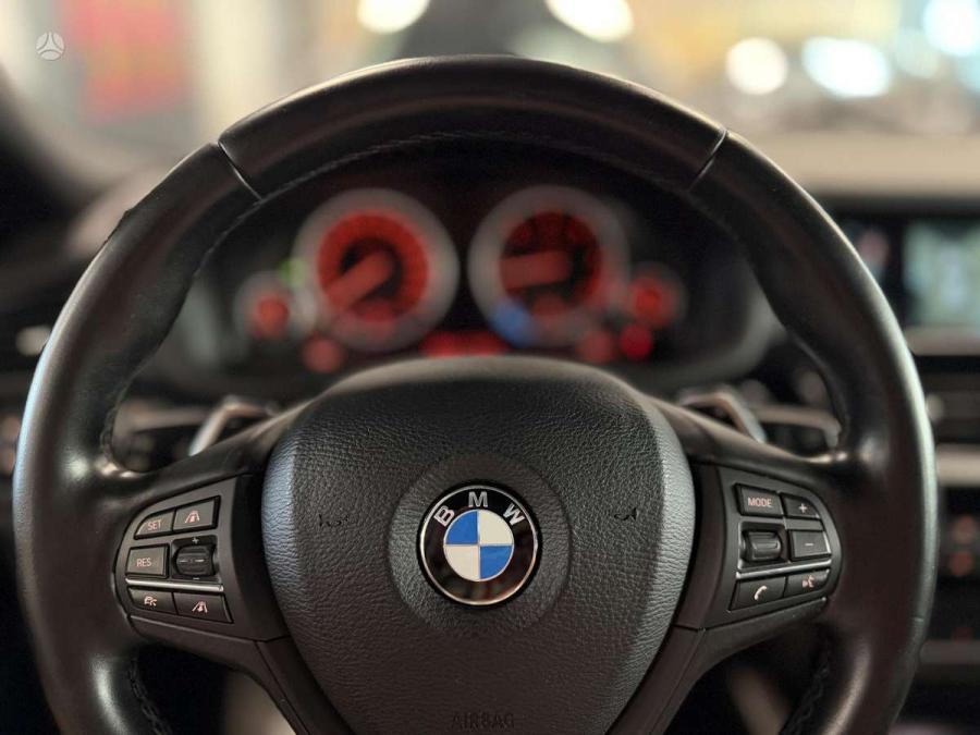 Grey BMW X4 2016 in Klaipeda, with an engine capacity of 2.99 L and mileage of 267 thousand km for 17900 €, photo 23 on AUTOMOTO.COM.LV
