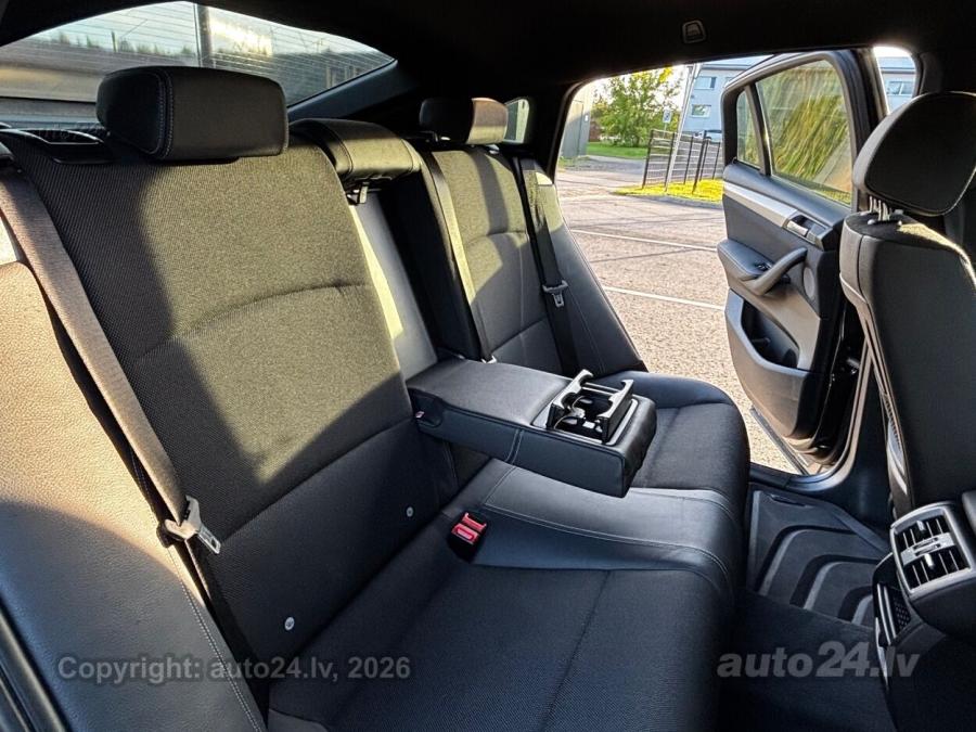 Pelēks BMW X4 2018 Tallina, ar dzinēja tilpumu 2.00 L un nobraukumu 161 tūkst. km par 24999 €, foto 12 vietnē AUTOMOTO.COM.LV