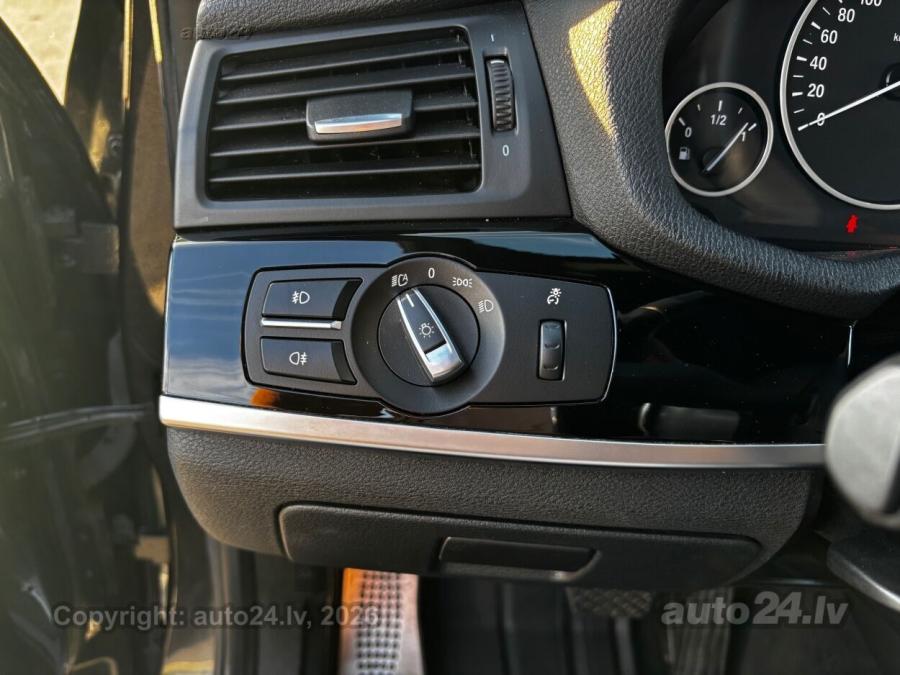 Pelēks BMW X4 2018 Tallina, ar dzinēja tilpumu 2.00 L un nobraukumu 161 tūkst. km par 24999 €, foto 14 vietnē AUTOMOTO.COM.LV