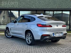 Grey BMW X4 2018 in Tukums, with an engine capacity of 2.00 L and mileage of 250 thousand km for 21900 €, photo 3 on AUTOMOTO.COM.LV