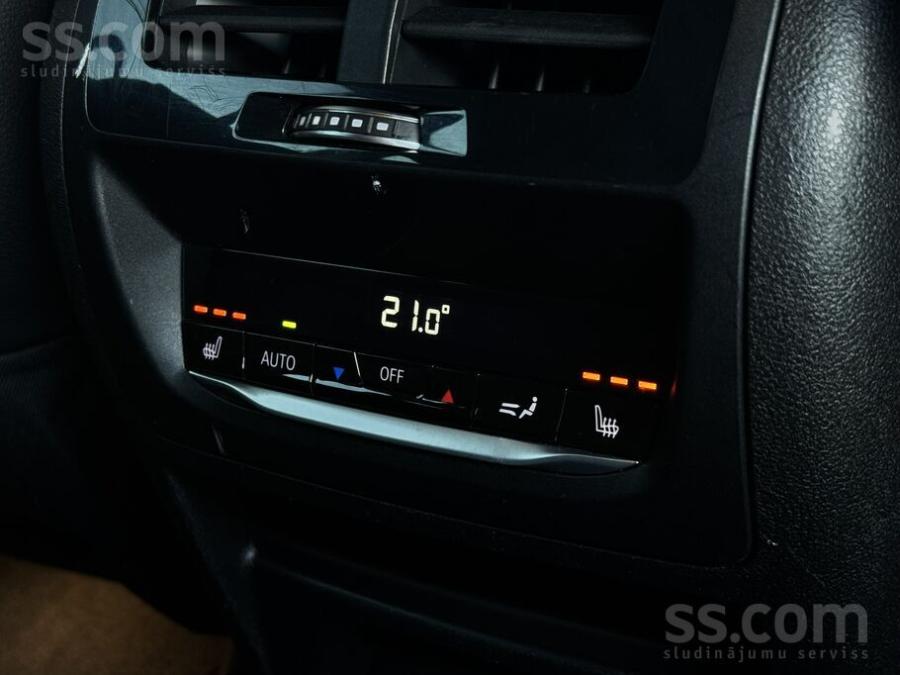 Grey BMW X4 2018 in Tukums, with an engine capacity of 2.00 L and mileage of 250 thousand km for 21900 €, photo 10 on AUTOMOTO.COM.LV