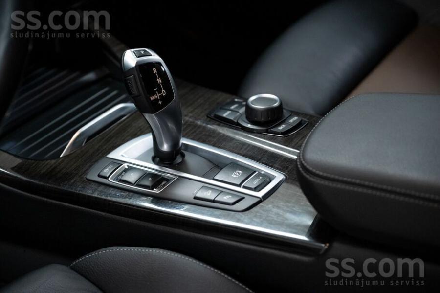 Pelēks BMW X4 2018 Rīga, ar dzinēja tilpumu 2.00 L un nobraukumu 151 tūkst. km par 19500 €, foto 19 vietnē AUTOMOTO.COM.LV