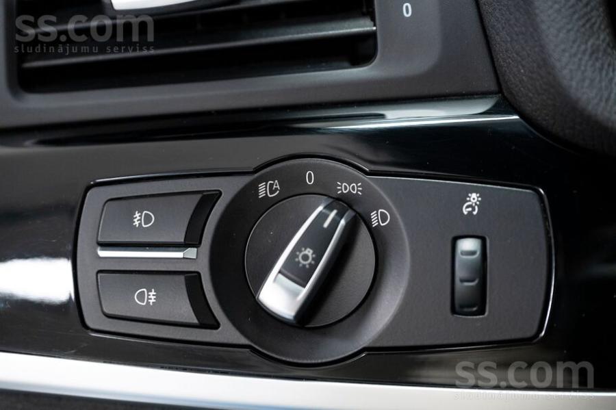 Pelēks BMW X4 2018 Rīga, ar dzinēja tilpumu 2.00 L un nobraukumu 151 tūkst. km par 19500 €, foto 21 vietnē AUTOMOTO.COM.LV