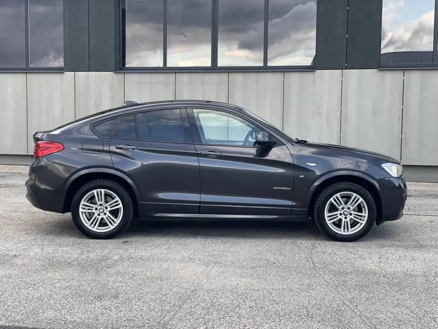 Grey BMW X4 2018 in Sigulda, with an engine capacity of 2.00 L and mileage of 214 thousand km for 17990 €, photo 13 on AUTOMOTO.COM.LV