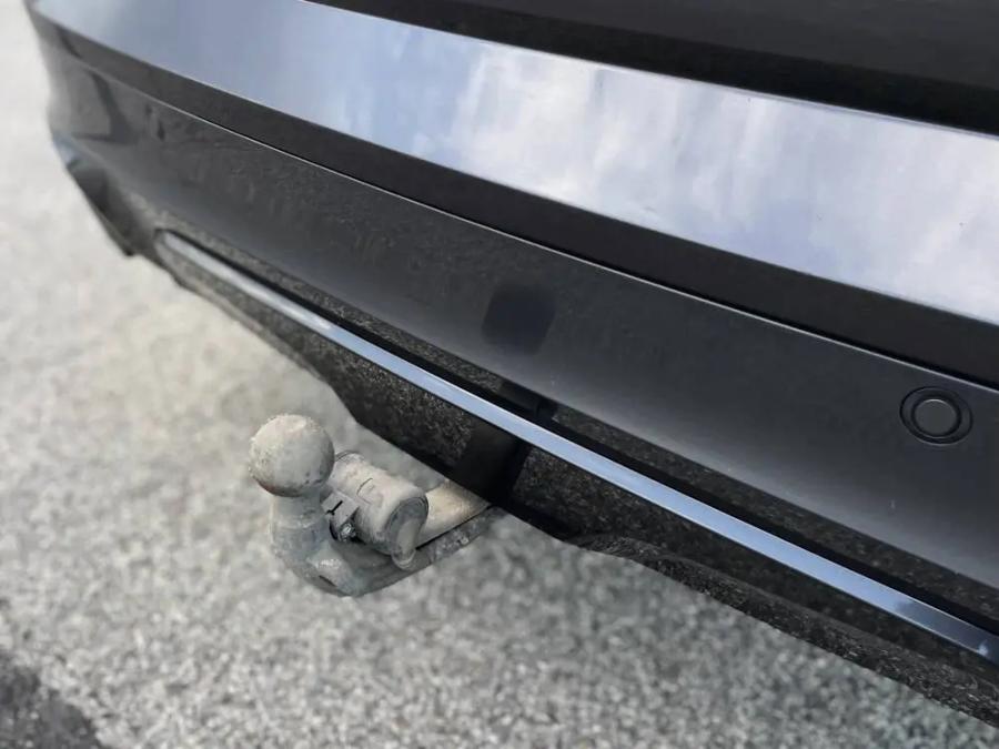 Grey BMW X4 2018 in Sigulda, with an engine capacity of 2.00 L and mileage of 214 thousand km for 17990 €, photo 18 on AUTOMOTO.COM.LV