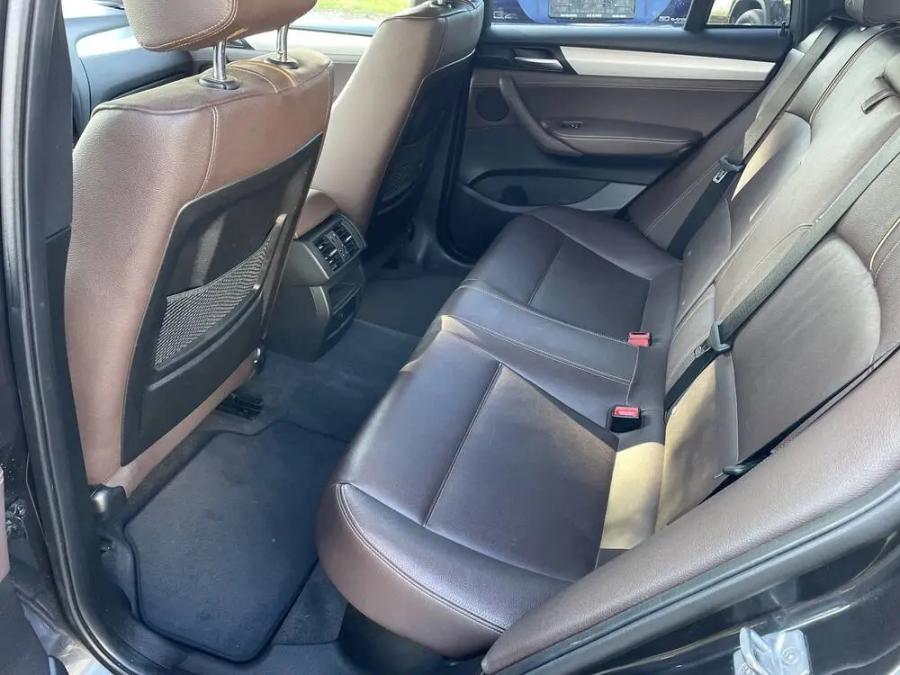 Grey BMW X4 2018 in Sigulda, with an engine capacity of 2.00 L and mileage of 214 thousand km for 17990 €, photo 23 on AUTOMOTO.COM.LV