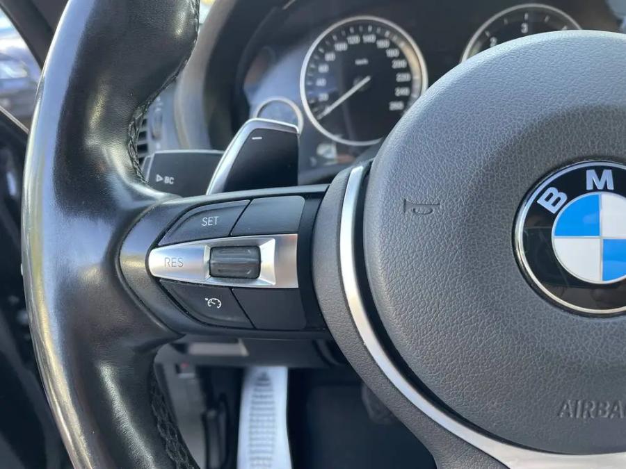 Grey BMW X4 2018 in Sigulda, with an engine capacity of 2.00 L and mileage of 214 thousand km for 17990 €, photo 28 on AUTOMOTO.COM.LV