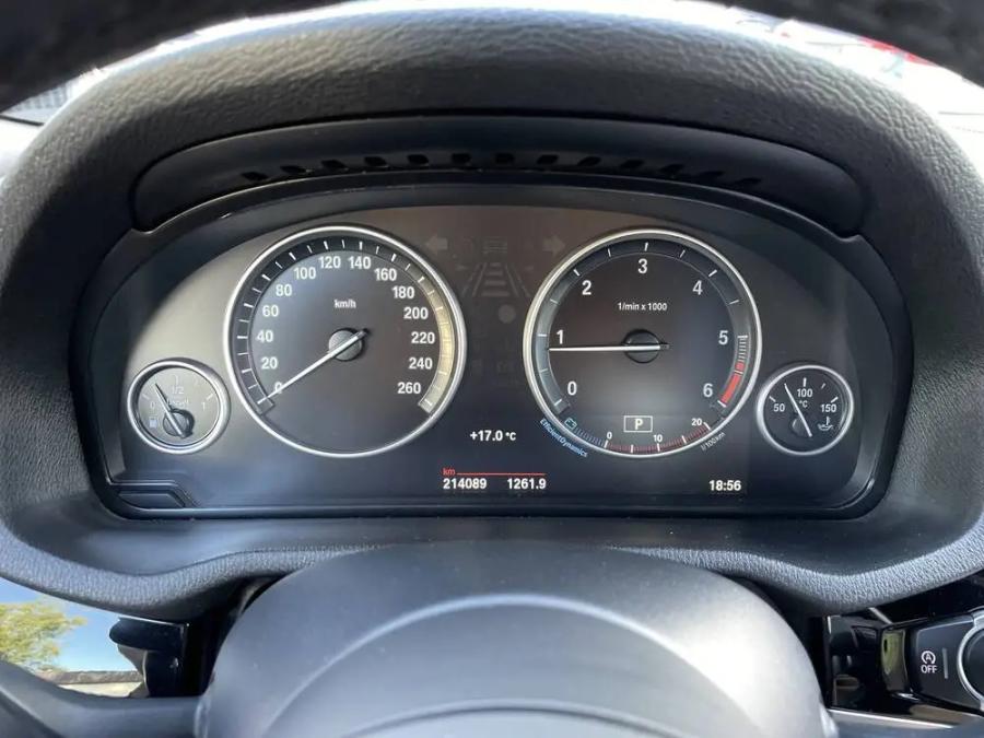 Grey BMW X4 2018 in Sigulda, with an engine capacity of 2.00 L and mileage of 214 thousand km for 17990 €, photo 29 on AUTOMOTO.COM.LV