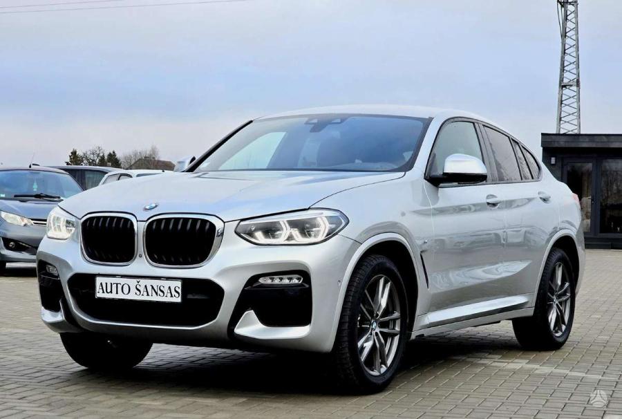 Grey BMW X4 2019 in Taurage, with an engine capacity of 2.00 L and mileage of 137 thousand km for 31600 €, photo 3 on AUTOMOTO.COM.LV