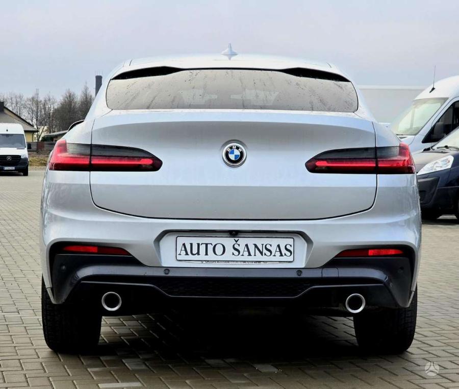 Grey BMW X4 2019 in Taurage, with an engine capacity of 2.00 L and mileage of 137 thousand km for 31600 €, photo 9 on AUTOMOTO.COM.LV
