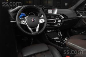 Grey BMW X4 2019 in Riga, with an engine capacity of 3.00 L and mileage of 205 thousand km for 36900 €, photo 9 on AUTOMOTO.COM.LV