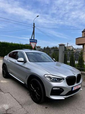 Pelēks BMW X4 2019 Šauļi, ar dzinēja tilpumu 2.00 L un nobraukumu 80 tūkst. km par 23900 €, foto  vietnē AUTOMOTO.COM.LV