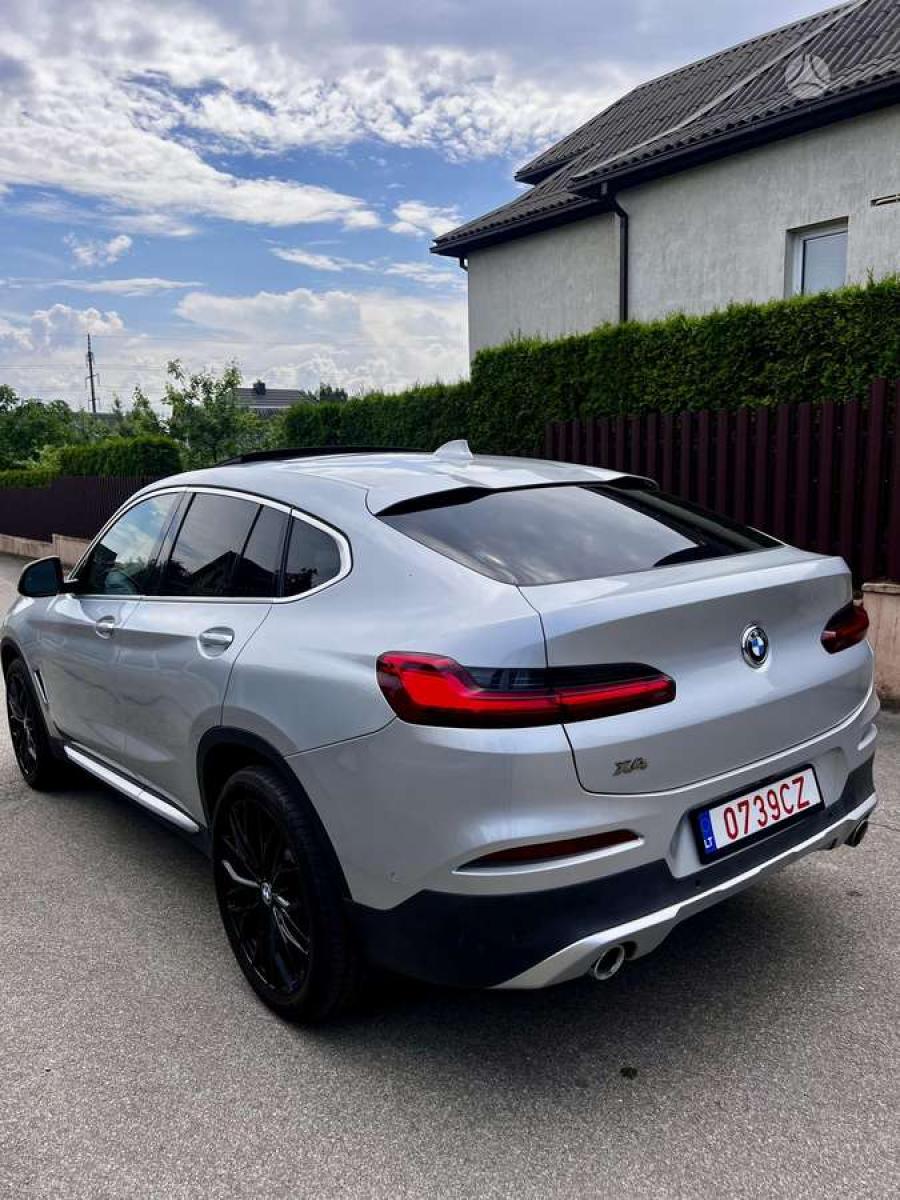 Grey BMW X4 2019 in Siauliai, with an engine capacity of 2.00 L and mileage of 80 thousand km for 23900 €, photo 4 on AUTOMOTO.COM.LV