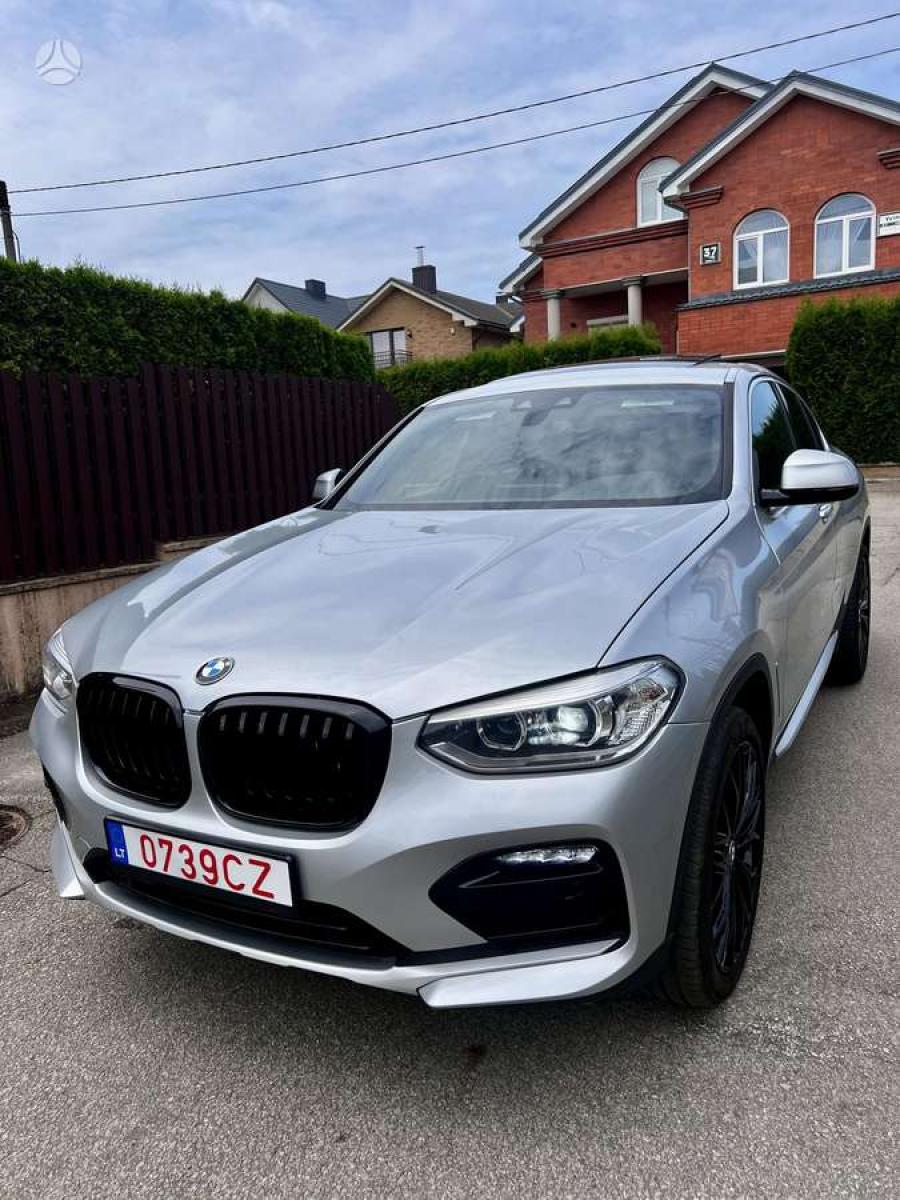 Grey BMW X4 2019 in Siauliai, with an engine capacity of 2.00 L and mileage of 80 thousand km for 23900 €, photo 6 on AUTOMOTO.COM.LV