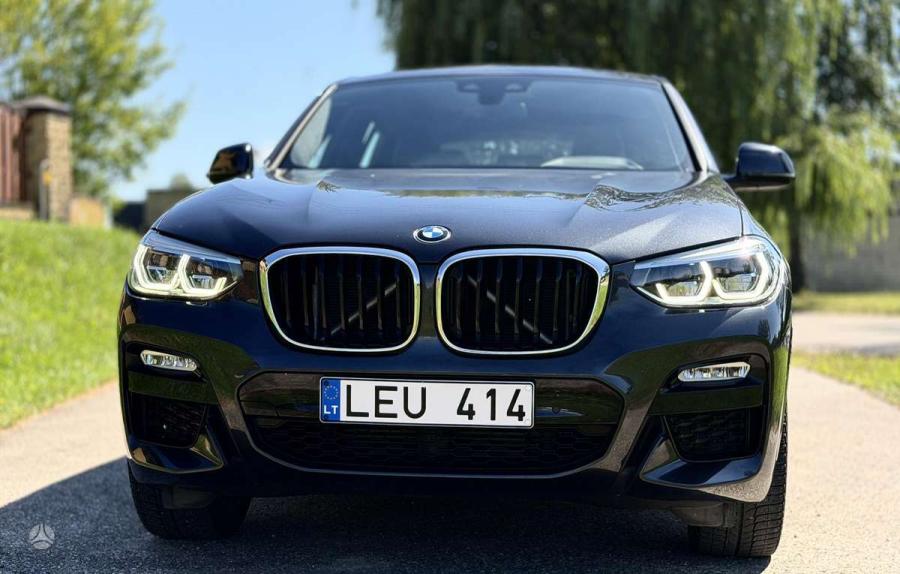 Pelēks BMW X4 2019 Kauņa, ar dzinēja tilpumu 2.99 L un nobraukumu 94 tūkst. km par 39000 €, foto 3 vietnē AUTOMOTO.COM.LV