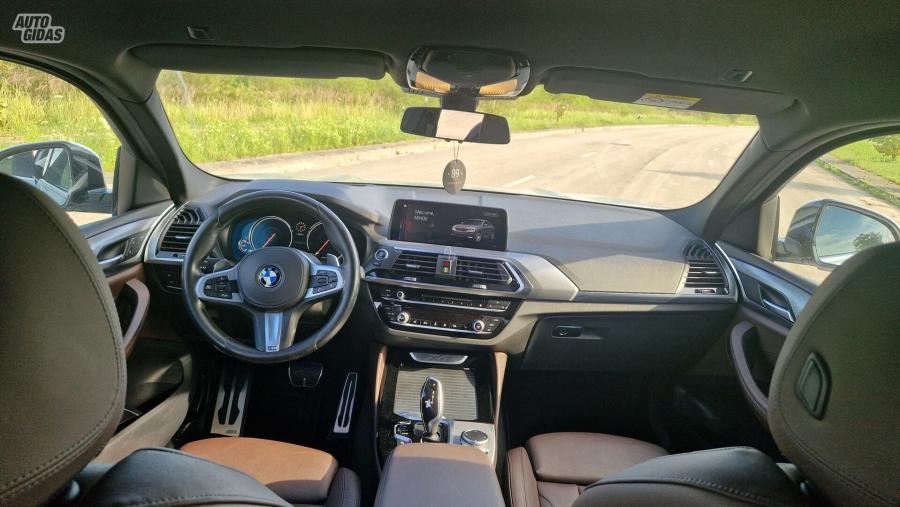 Grey BMW X4 2019 in Vilnius, with an engine capacity of 3.00 L and mileage of 248 thousand km for 26300 €, photo 14 on AUTOMOTO.COM.LV