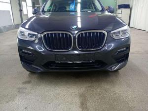 Grey BMW X4 2020 in Vilnius, with an engine capacity of 2.00 L and mileage of 204 thousand km for 23990 €, photo 2 on AUTOMOTO.COM.LV